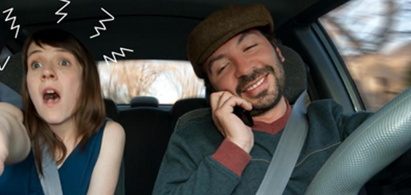 Prevenir Conducir Distraído | Direct Auto